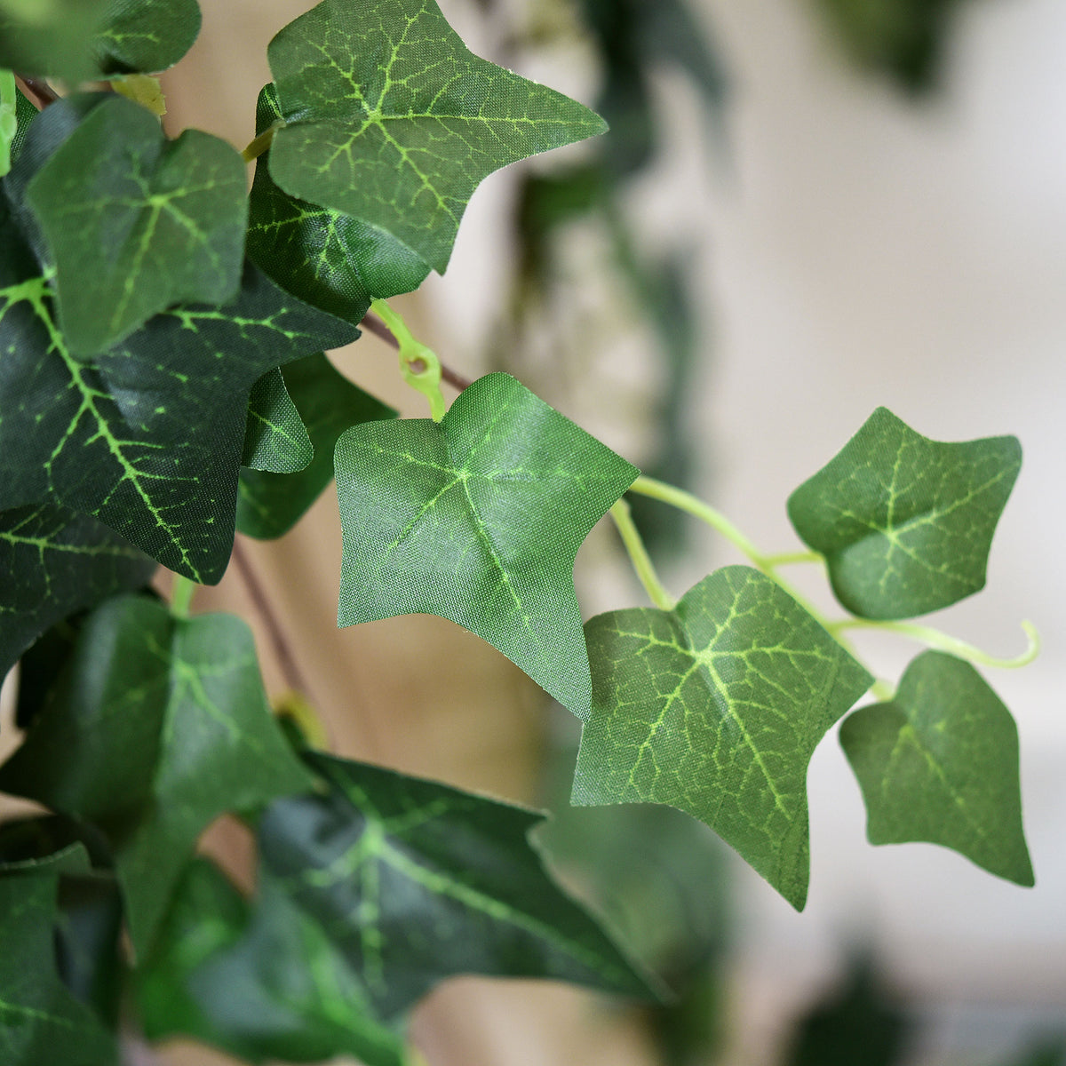 FiveSeasonStuff 4.3 ft (130cm) Cascading Ivy Greenery Artificial Garla